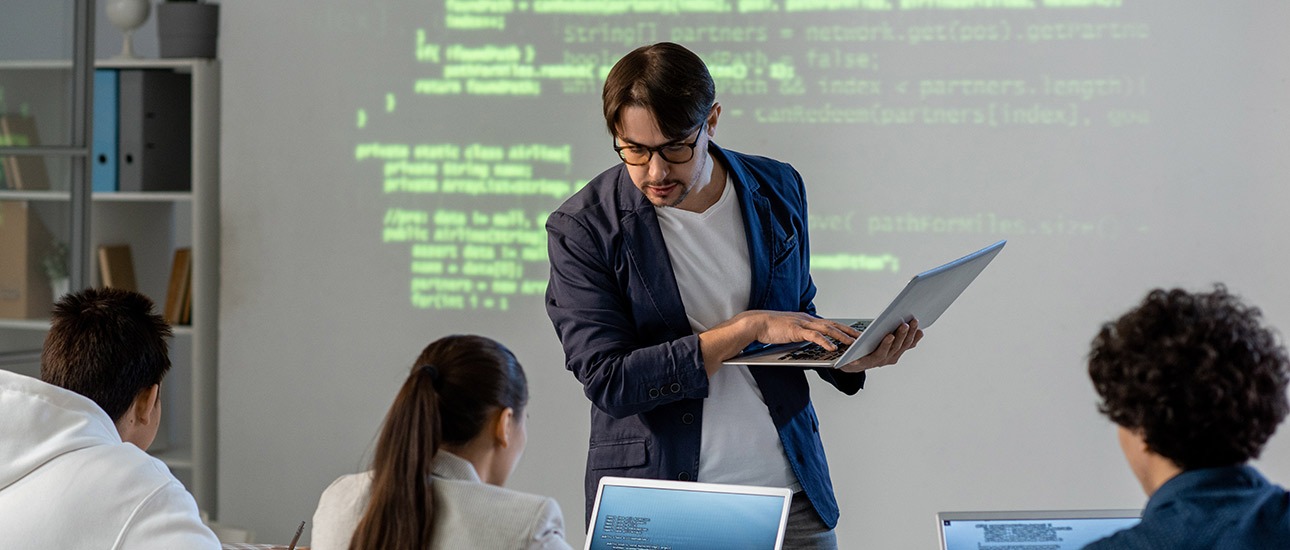 eCommerce Website – BRAINSTORMING EDUCATION